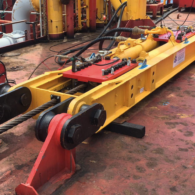 Intermittent Linear Winch | Bezemer Group